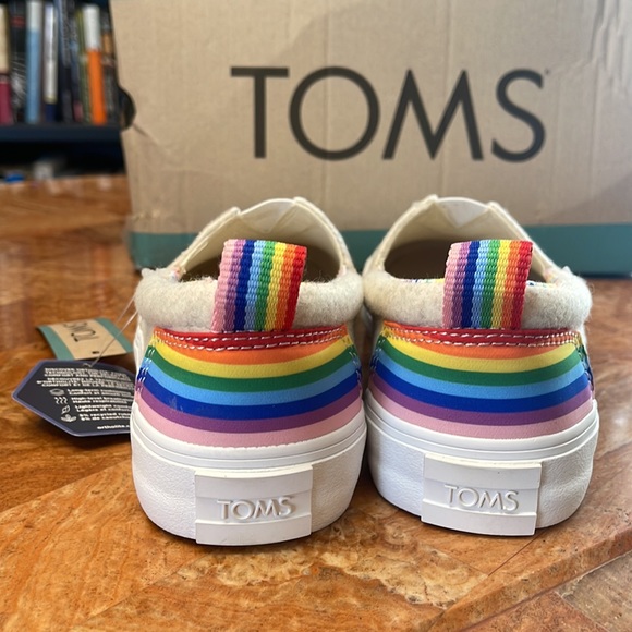 Toms | Shoes | Nib Toms Rainbow Natural Alpargata Fenix Slip Loafer ...